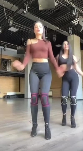 Two funny girls are dancing - Coub