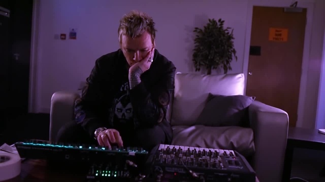 Liam Howlett - Coub