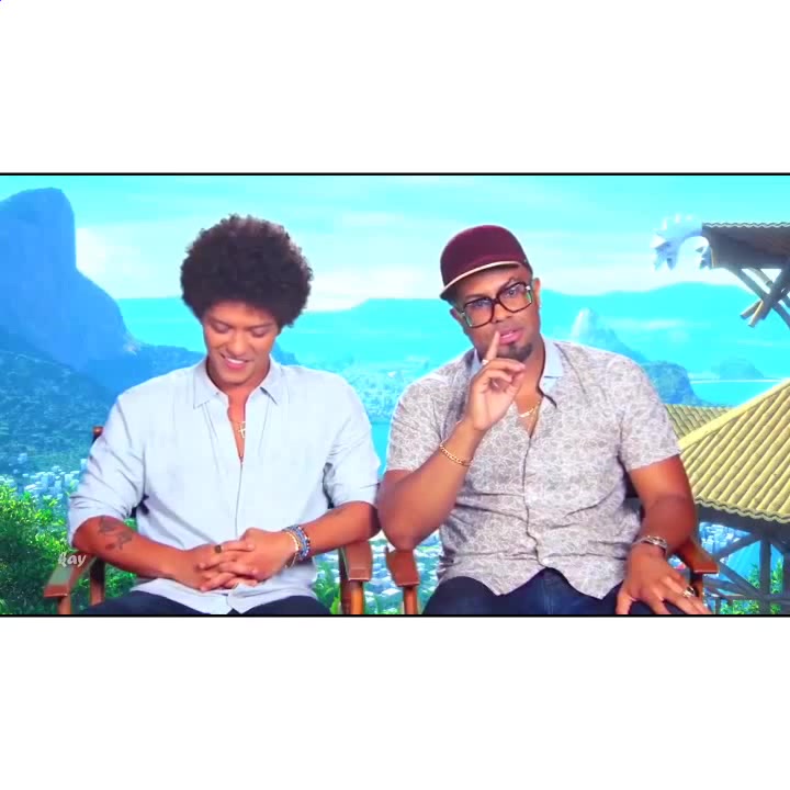 [Flash Warning] Honestly miss seeing Bruno and Phil hanging out with each other - Coub