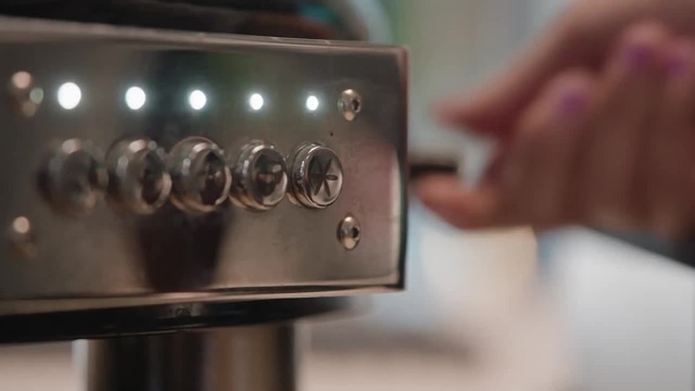 A great spy thrives under pressure - Coub