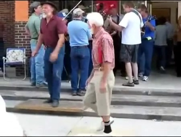 Cool old man dancing - Coub