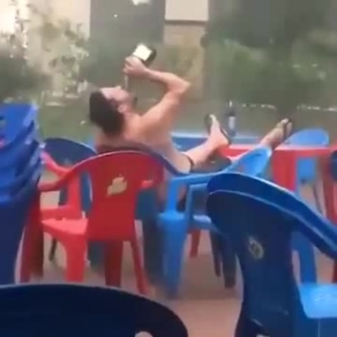 Drinking alcohol in the rain - Coub