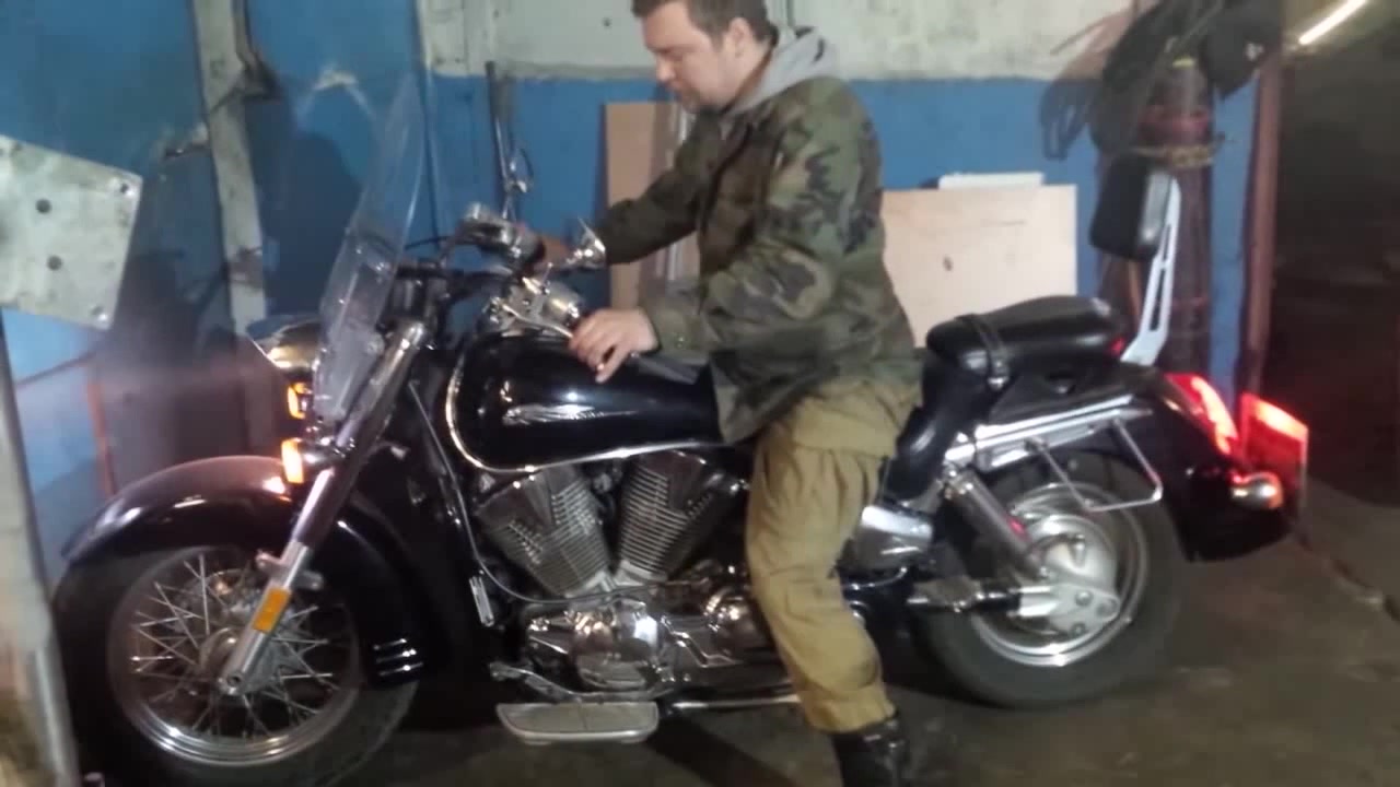 VTX 1300 burnout - Coub