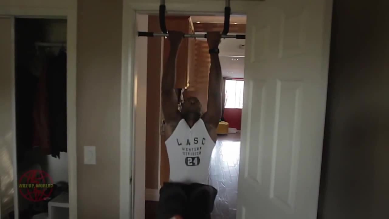 1 Pinky Pull Up! - Coub