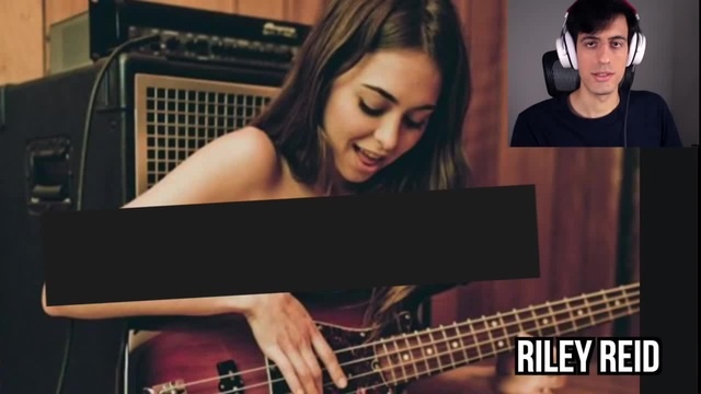 Riley Reid Plays BASS - Coub