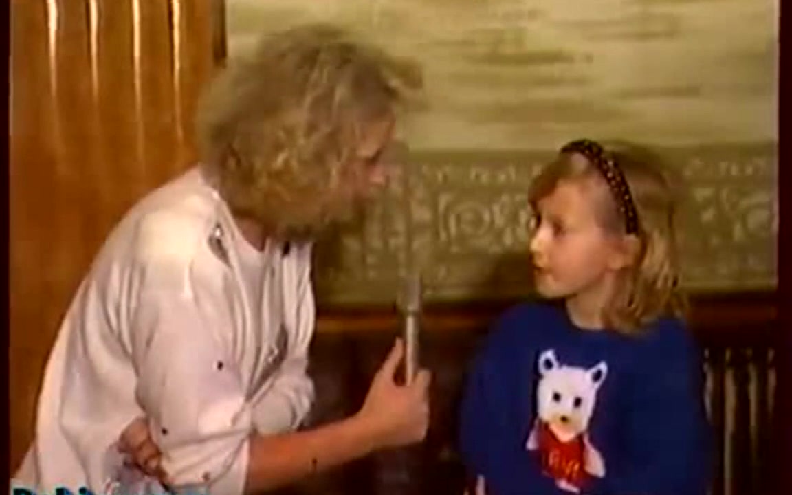 Первое интервью юной Ксении Собчак 1992 - Coub