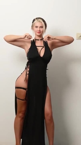 The girl in black Девушка в черном - Coub