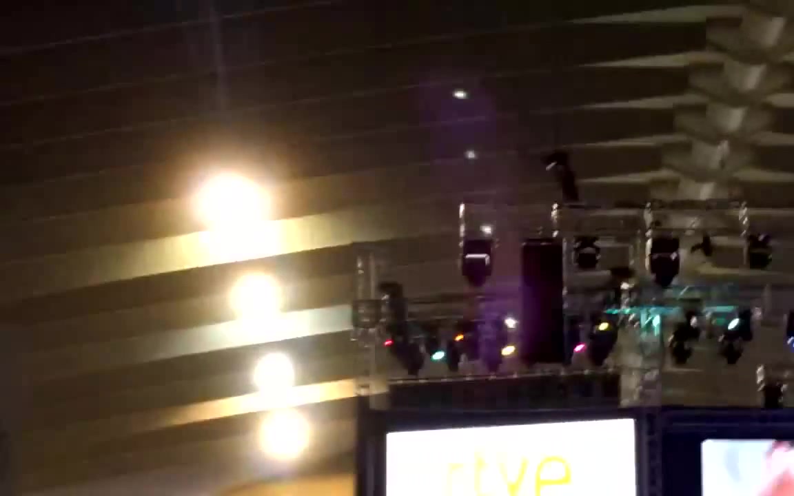 SUADE YANIO!!!!! vs What a Twist! - Coub