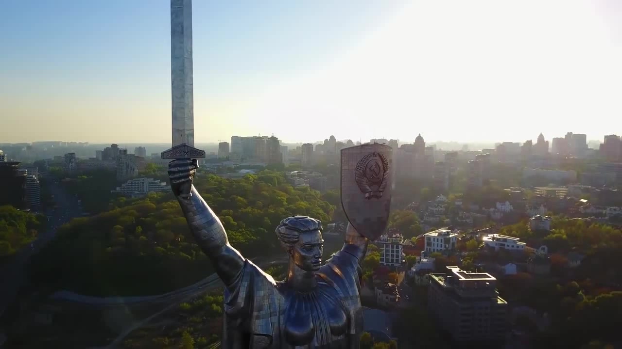 The Motherland monument - Coub