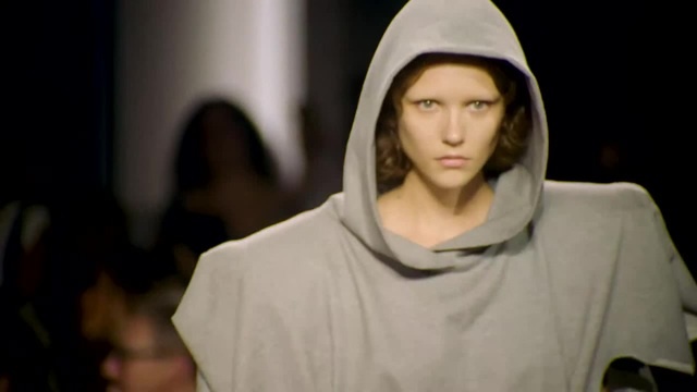 Vivienne Westwood by Andreas Kronthaler SS 2024 Show - Coub