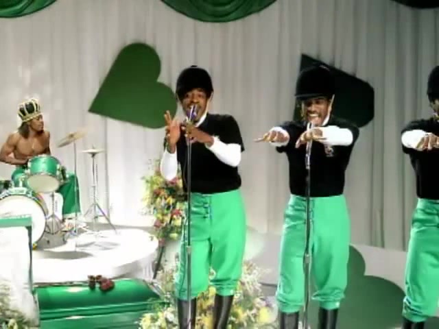 OutKast - Hey Ya! (Official Music Video) - Coub