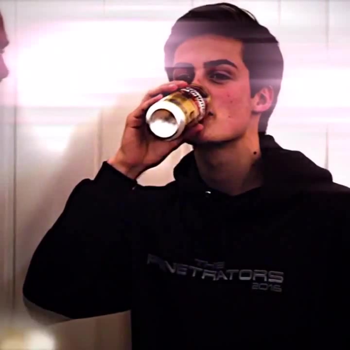 my twitter is mikhaiios hmu i'll fb - Coub