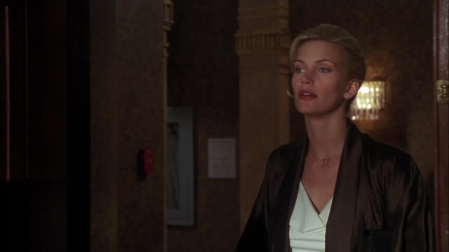 The Whole Nine Yards (2000) - Coub