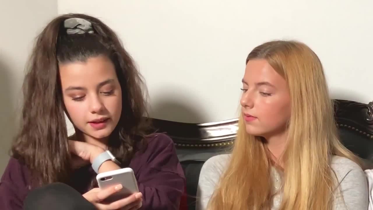 Sister Tag! (Introducing the Davis Family) - Coub