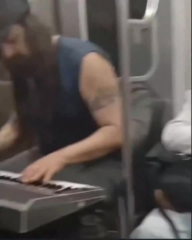 Morning subway - Coub