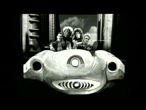 Queen - Radio Ga Ga (Official Video) - Coub