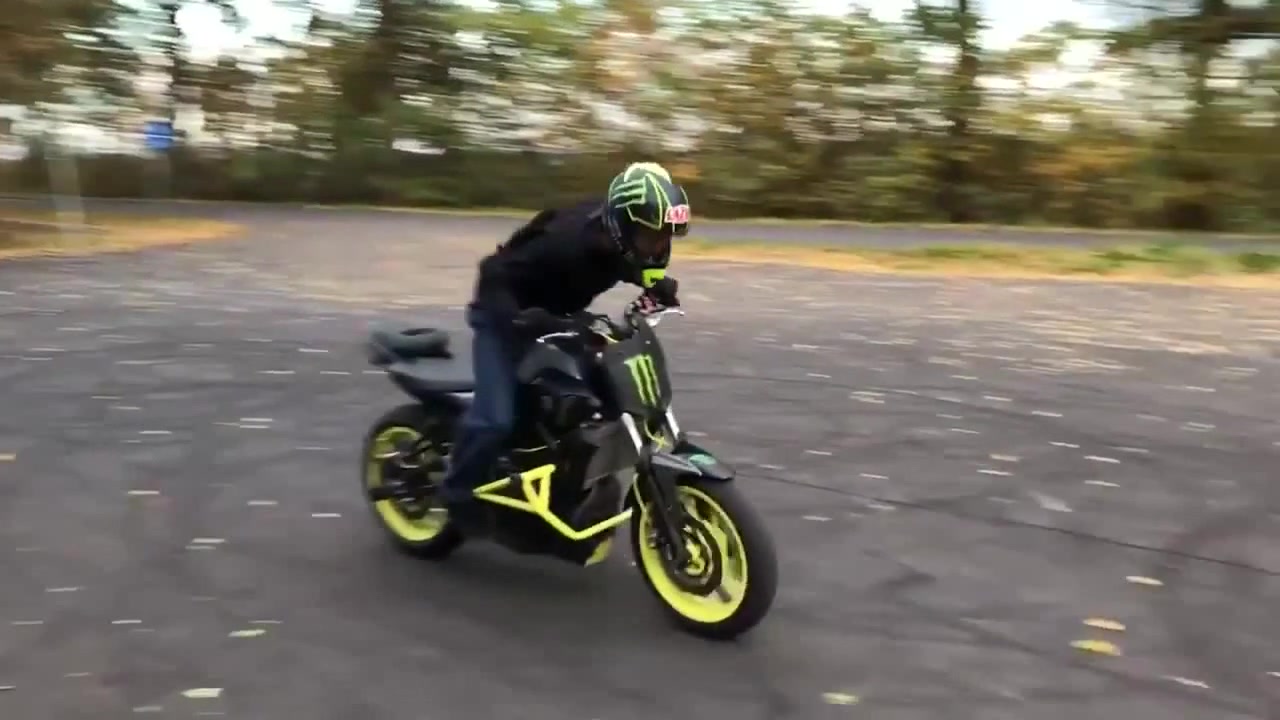 Motorcycle Stunt Riding | Yamaha R6 | Compilation Autumn 2016 #2 - Coub