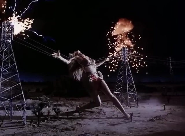 orgasm of the 50 foot woman - Coub