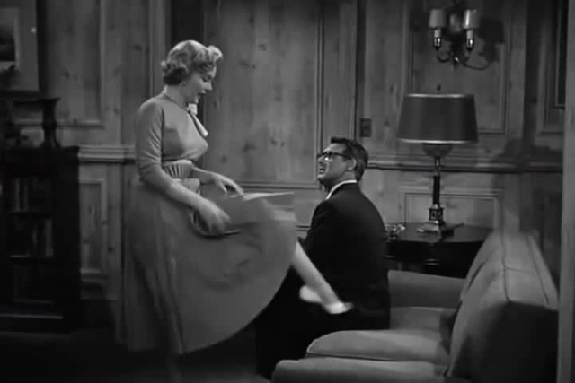 #Marilyn #Two Feet - Twisted - Coub