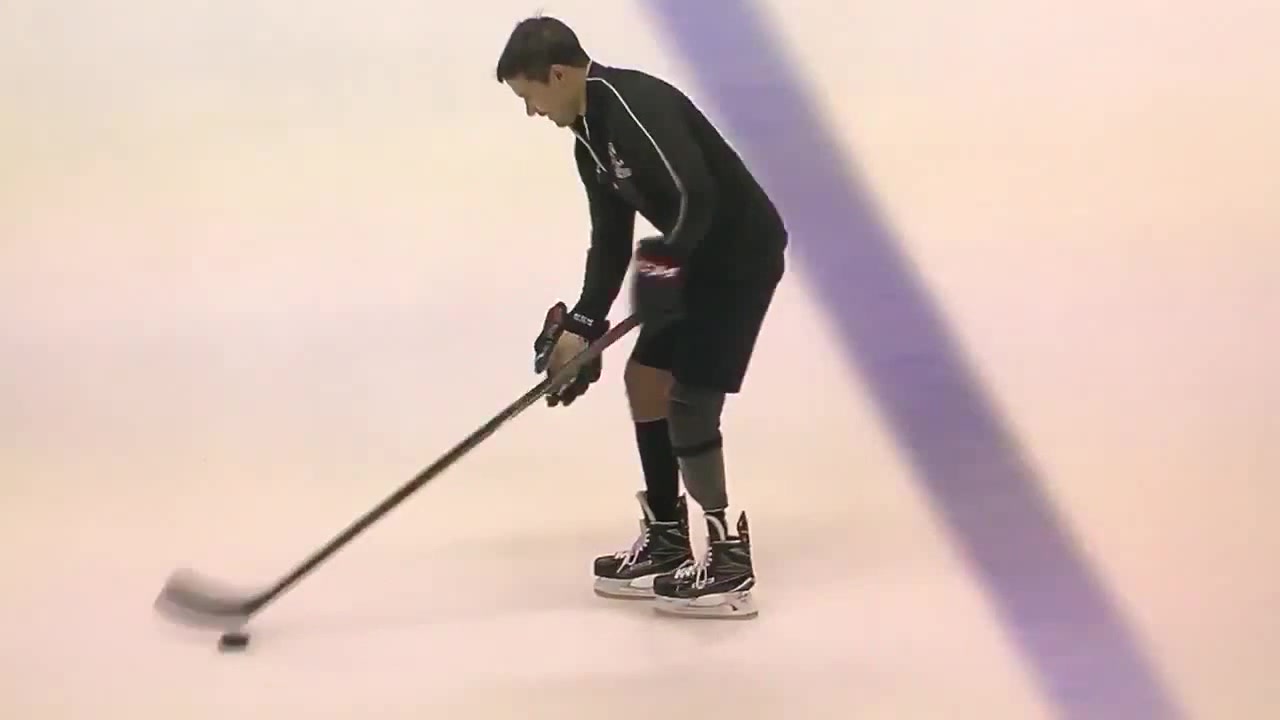 “Craig Cunningham on the ice at Gila River Arena today. Amazing. Inspiring. https://t.co ...