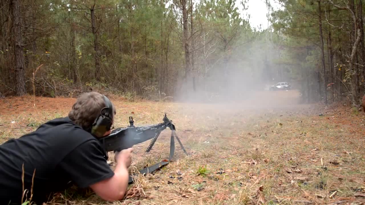 Full auto M60 machine gun vs Car - Coub