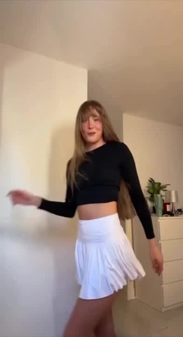 dance girl (FANNI ISKI @iskififi) - Coub