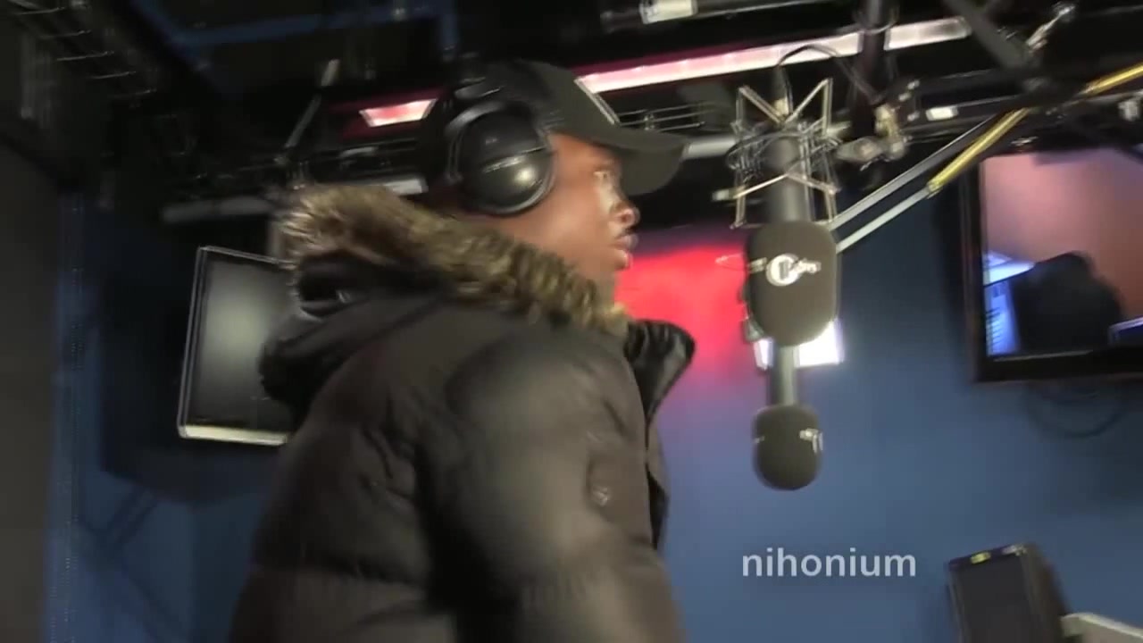 Shaq sings a tune - Coub