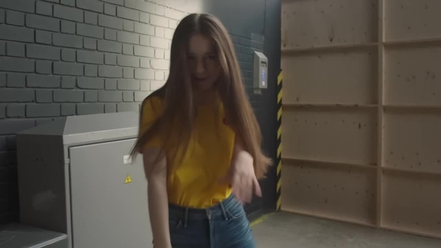 Sigrid- Strangers - Coub