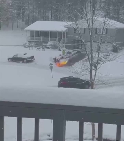 Showeling hero - Coub