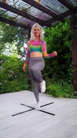 Polly Pocket Shuffle Dance Tutorial 2022 🔥 How to Shuffle Tutorial on Friendships Pascal ...