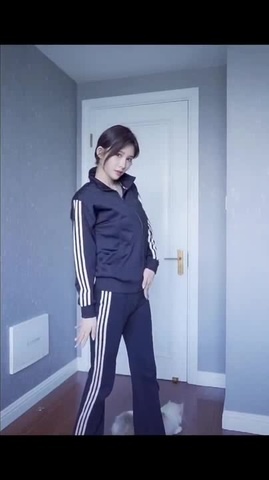 Beautiful Asian girl - Coub