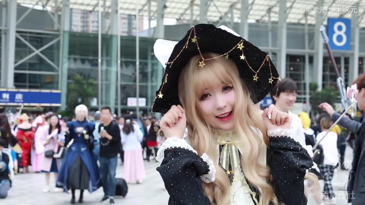 Time Flies / Cosplay - Coub