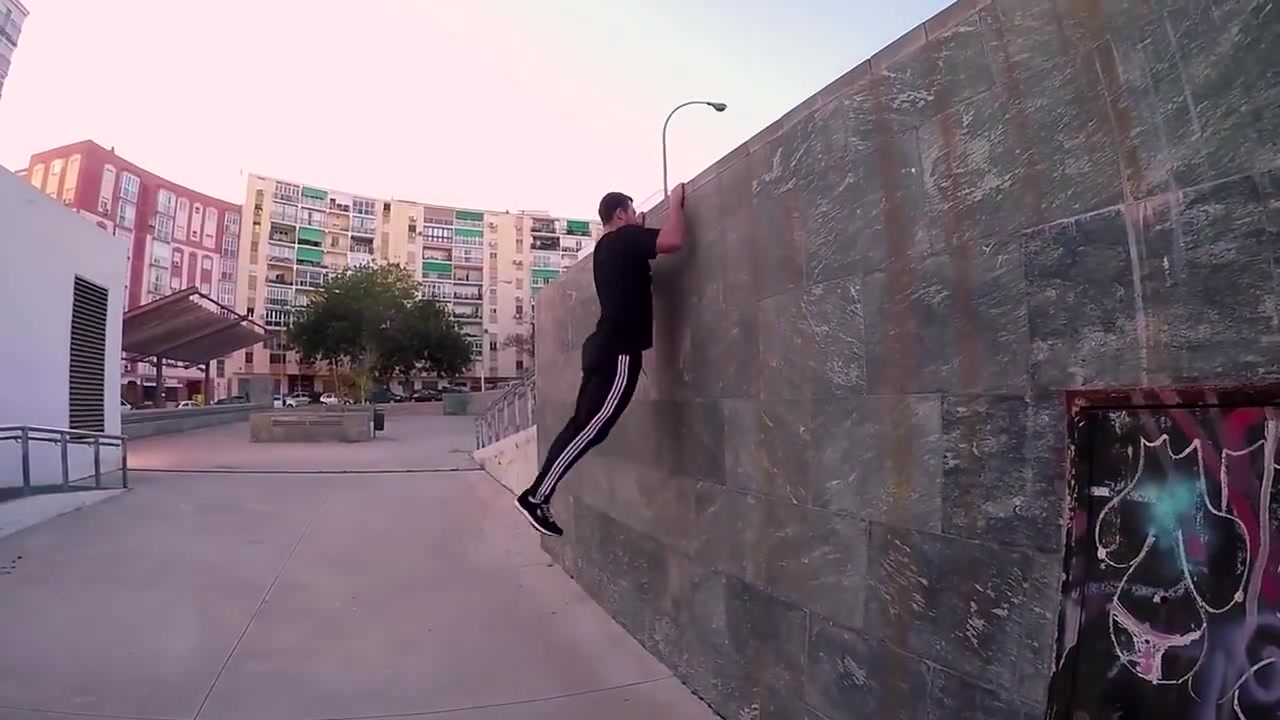 Awesome Parkour and Freerunning 2017 - Coub