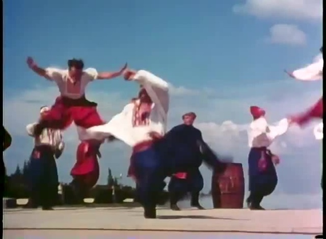 Dance of the Zaporozhye Cossacks - the Alexandrov Red Army Ensemble ...