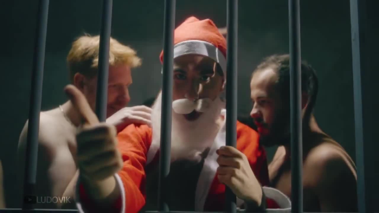 Le père Noël est un FDP - Ludovik / Dirty Santa Claus - Coub