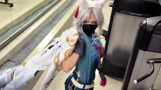 Recoub from Holo with Feixiao training. - Coub