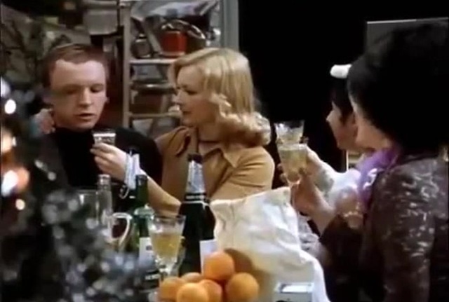 No champagne, or girly drinks - Coub