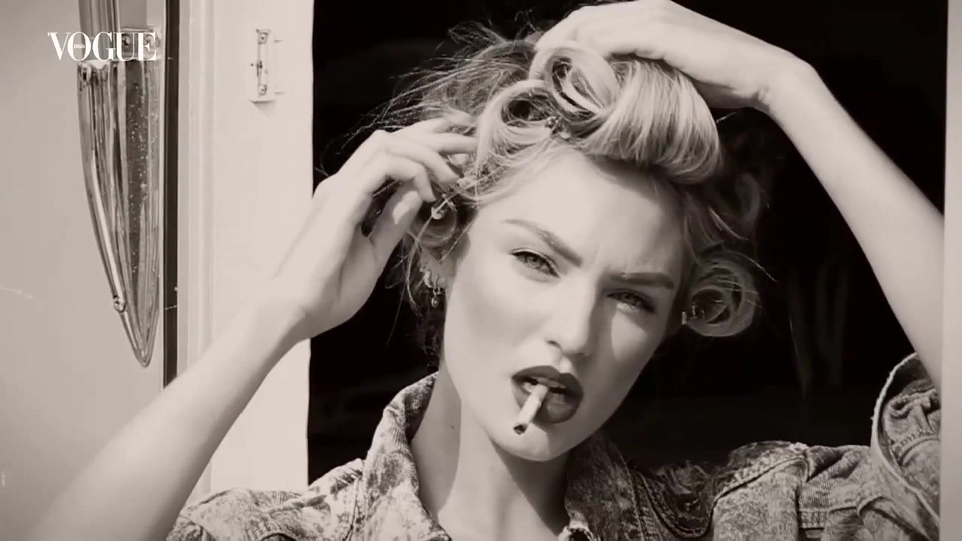 Candice Swanepoel Beauty Story // VOGUE España - Coub