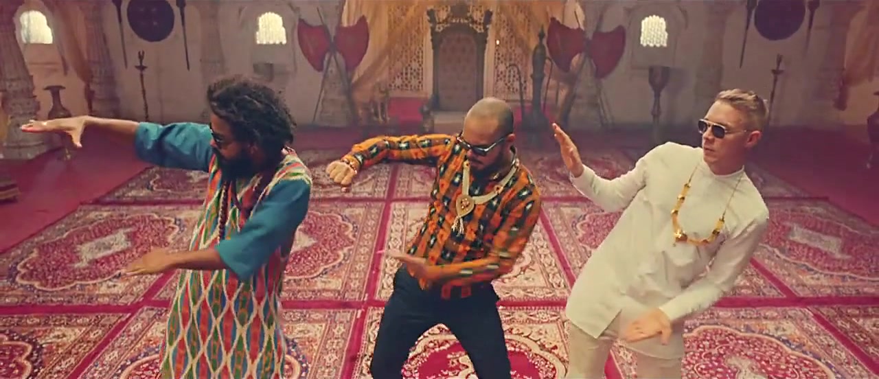 Major Lazer & DJ Snake - Lean On (feat. MØ) (Official Music Video) - Coub