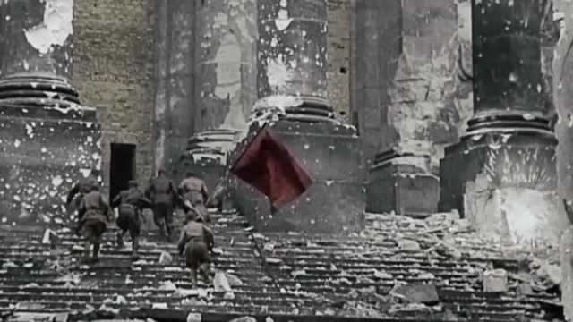 Reichstag Assault 1945 - Coub