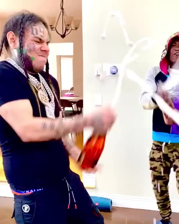 Shot by 6ix9ine - Coub