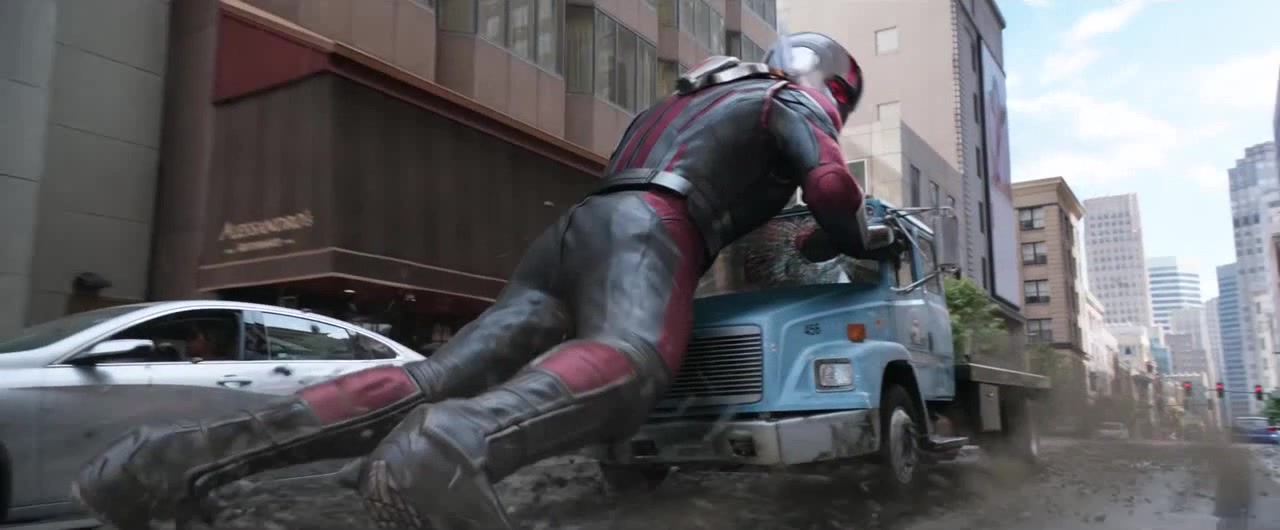 Ahh the girl behind the wheel #EFFV - Coub