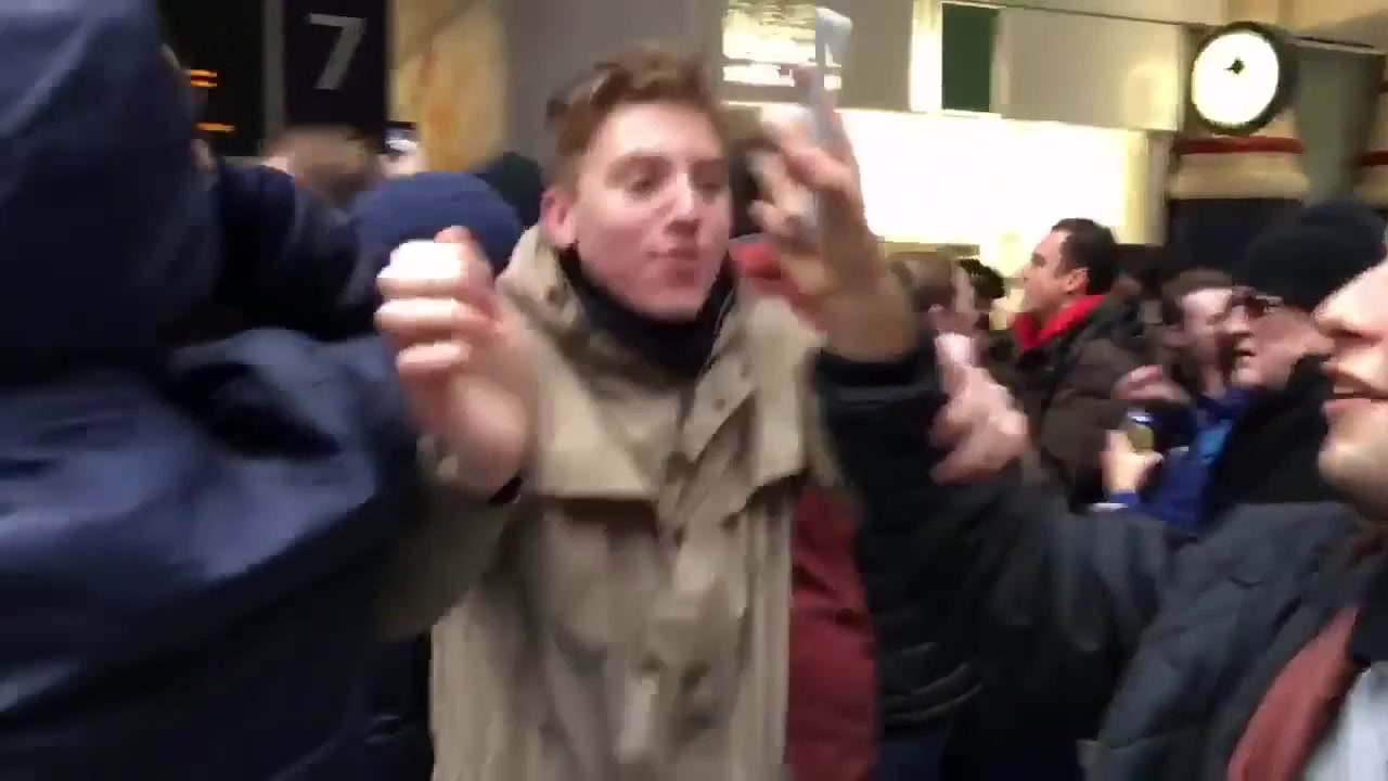 West Ham fans mock the death of Jihadi John - Coub