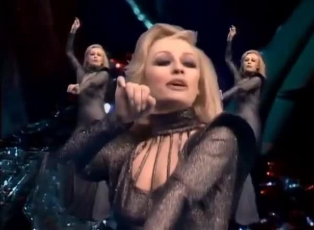 I'm a Firestarter, Twisted Firestarter! - Coub