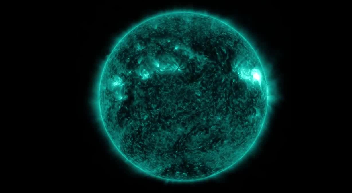 NASA Captures Stunning 4K Solar Flare video - Coub