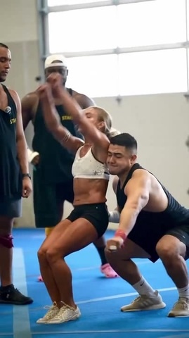 This is an insane level of strength for both. So impressive. - Coub