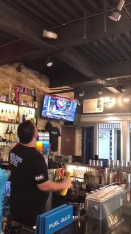 Бармен 80 лвл | Bartender 80 lvl - Coub