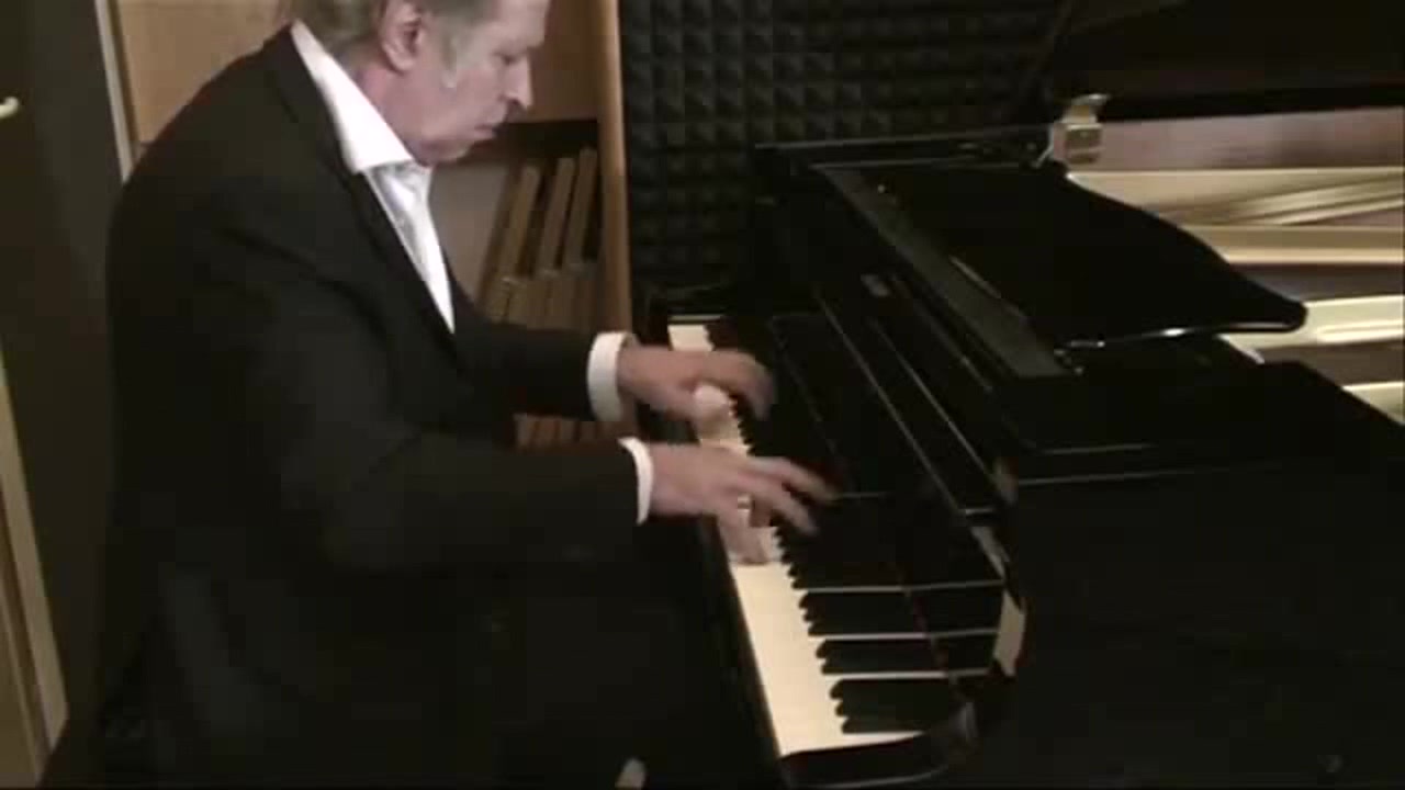 Directed by Robert B. Weide - Coub