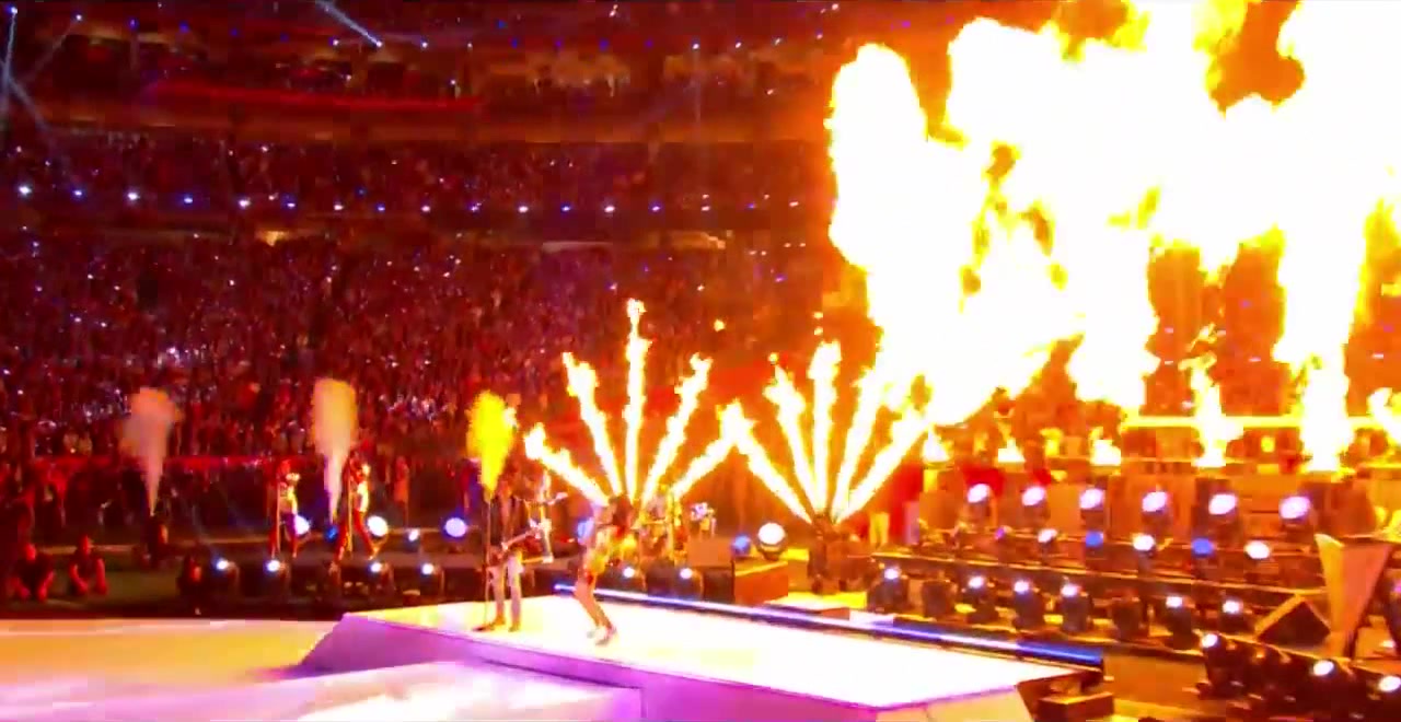 Lenny Kravitz feat. Katy Perry - I kissed a girl (super bowl) - Coub