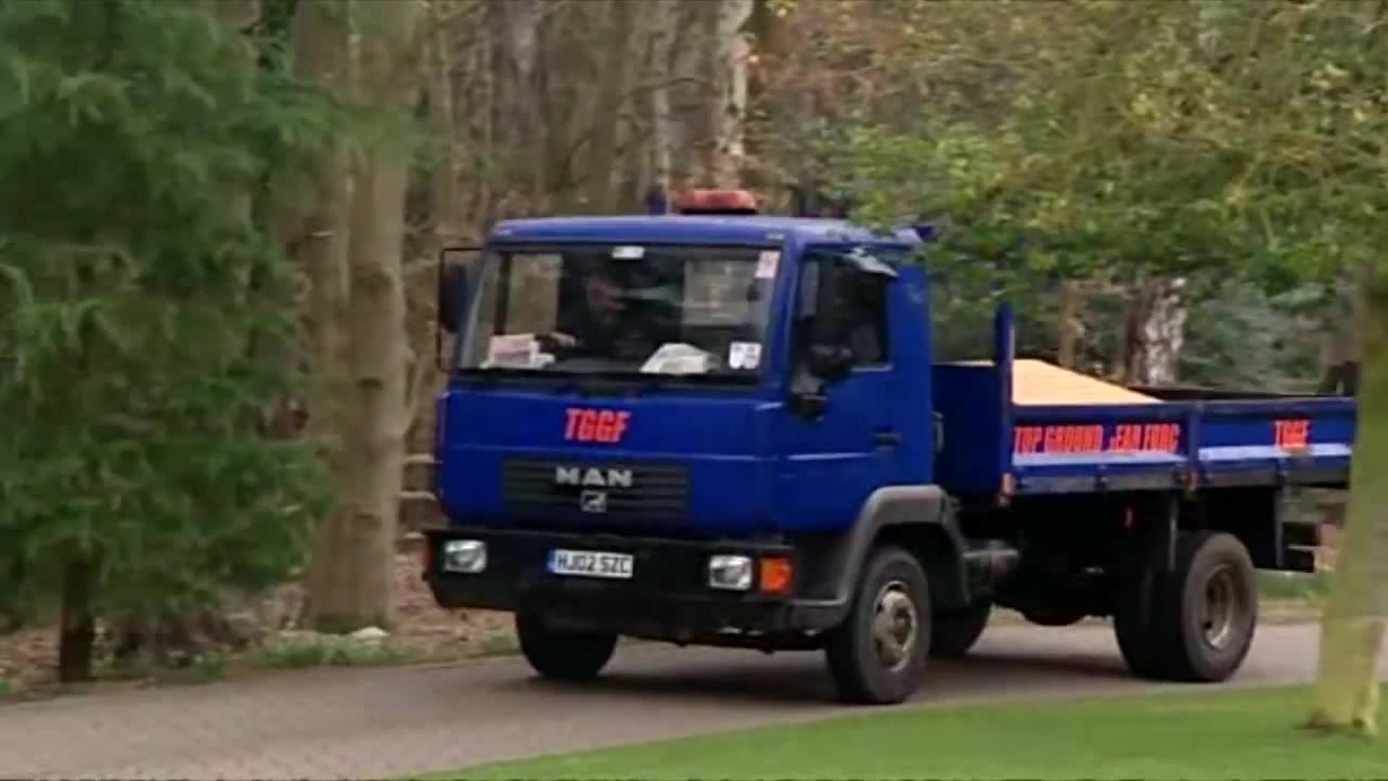 James May's Inconspicuous Shed - Coub